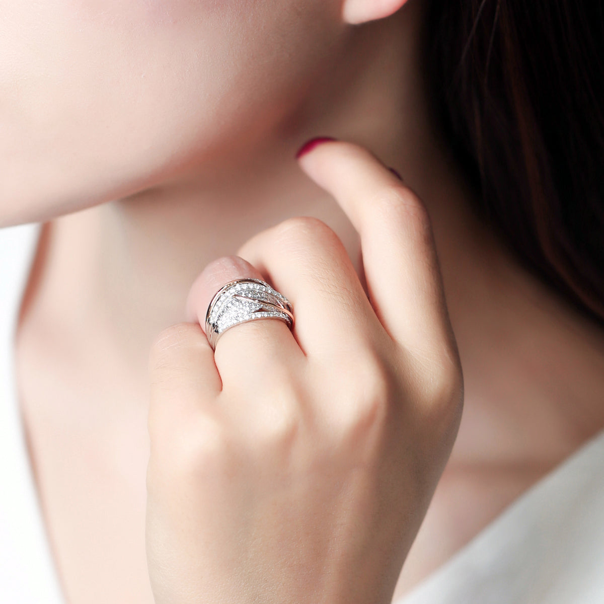 Two Tone 1.5CTW Diamond Overlapping Cross Ring | HX Jewelry